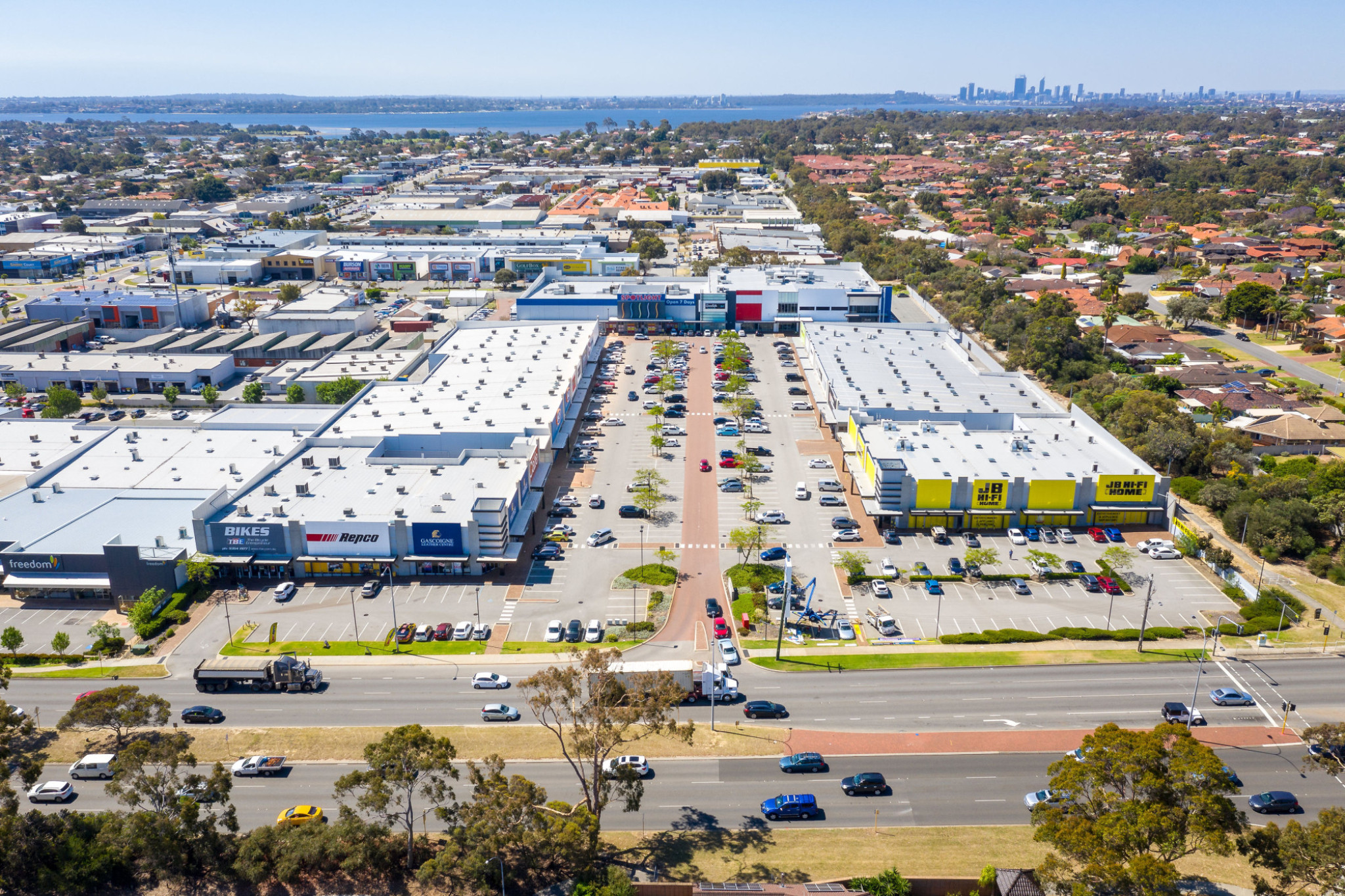 Vend Property: Large Format Retail For Sale, For Lease & Commercial ...