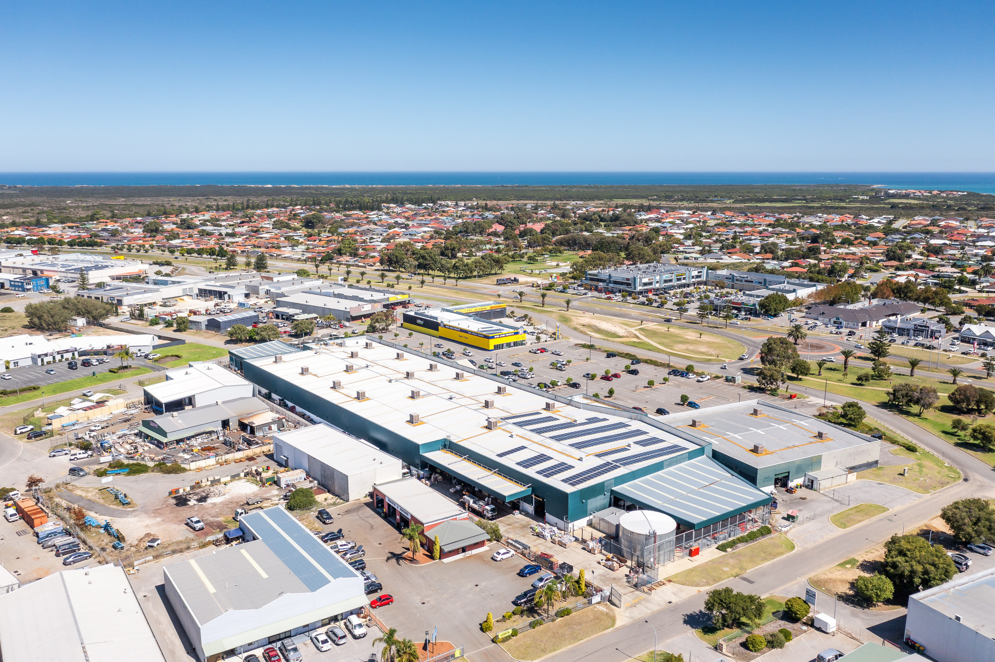 Vend Property: Large Format Retail For Sale, For Lease & Commercial ...