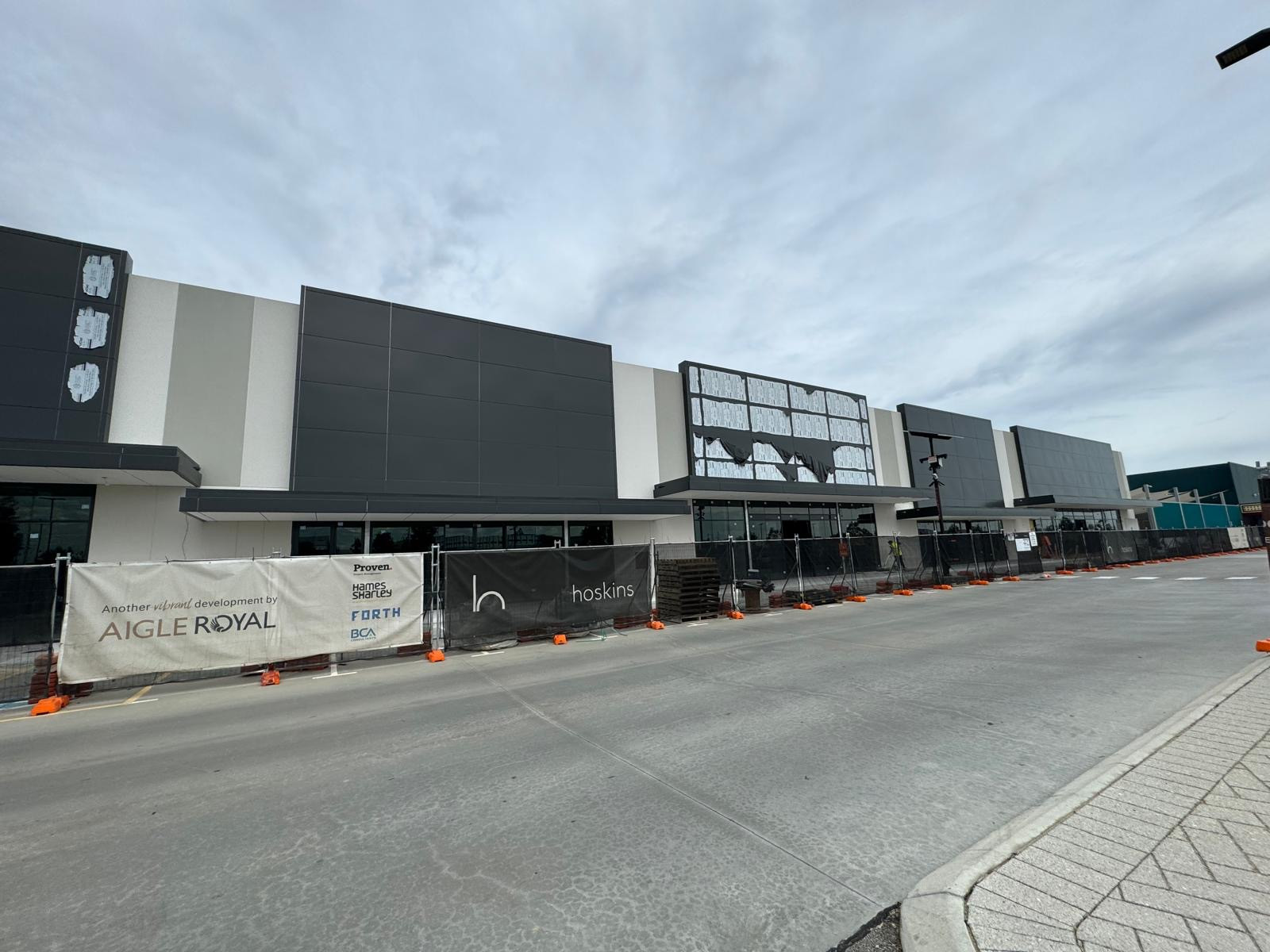 Vend Property: Large Format Retail For Sale, For Lease & Commercial ...